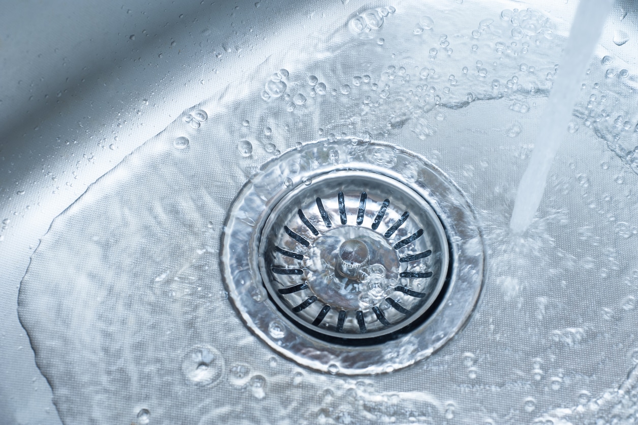 Top 5 Easy Drain Cleaning Hacks | Bluefrog Plumbing